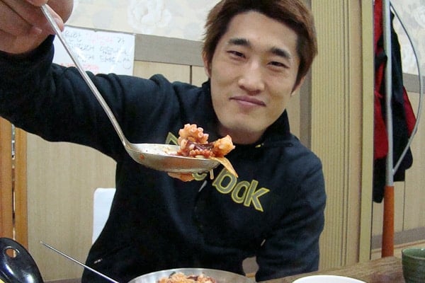 Stun Gun Kim pulls off one of the best knockouts of 2014 at the TUF ...